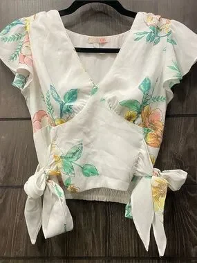 Gianni Bini | Tops | Gianni Bini Floral Crop Top | Poshmark